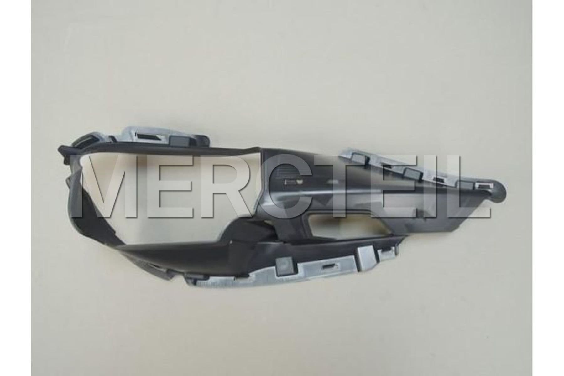Buy the spare part Mercedes-Benz A1768855500 air duct segment