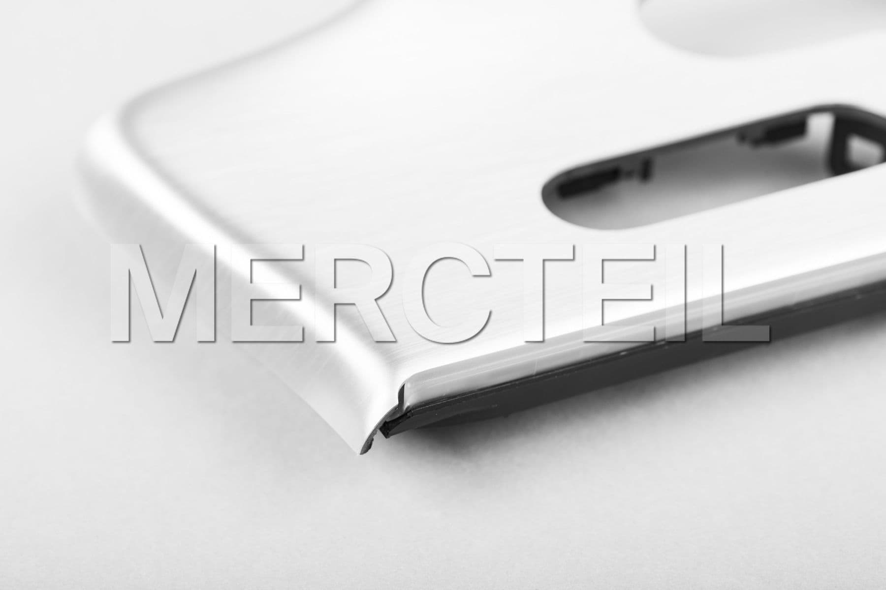 Buy the spare part Mercedes-Benz A1777208901 ornamental molding