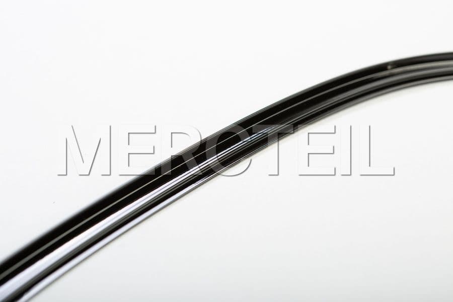 Buy the spare part Mercedes-Benz A1777354400 ornamental trim