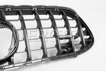 Buy the spare part Mercedes-Benz A1778808605 radiator grille