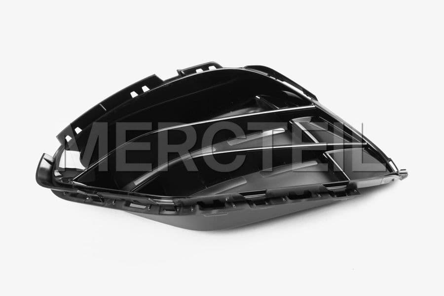 Buy the spare part Mercedes-Benz A1778809003 cover