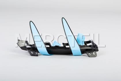 Buy the spare part Mercedes-Benz A1778830300 bracket