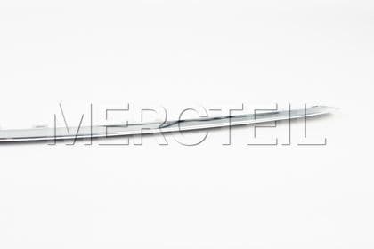 Buy the spare part Mercedes-Benz A1778854202 trim strip