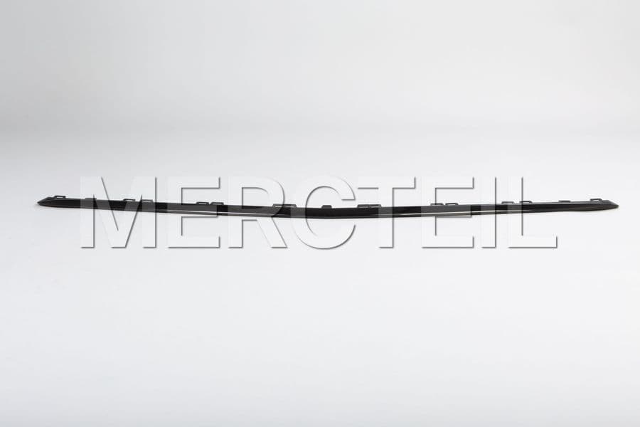 Buy the spare part Mercedes-Benz A1778854302 trim strip