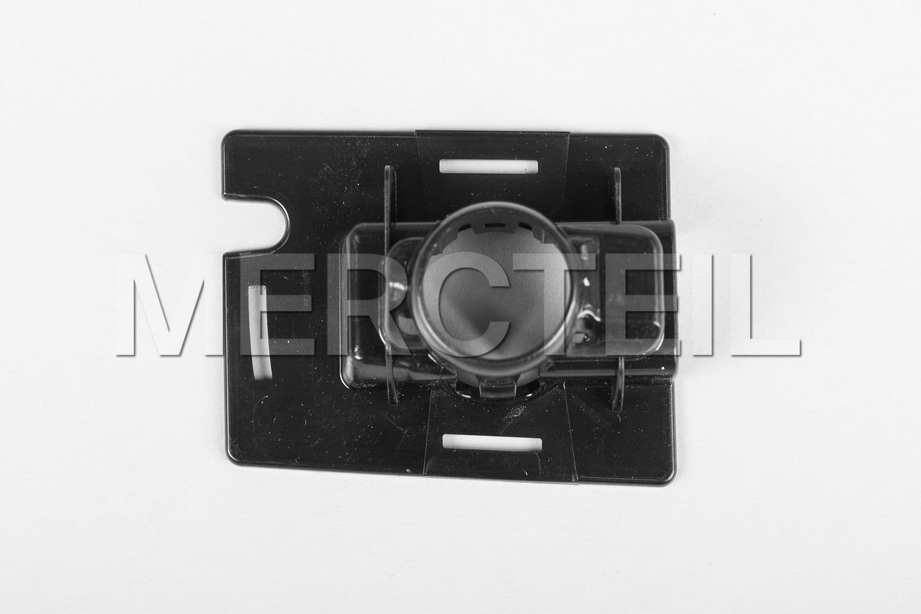 Buy the spare part Mercedes-Benz A1778859403 mount