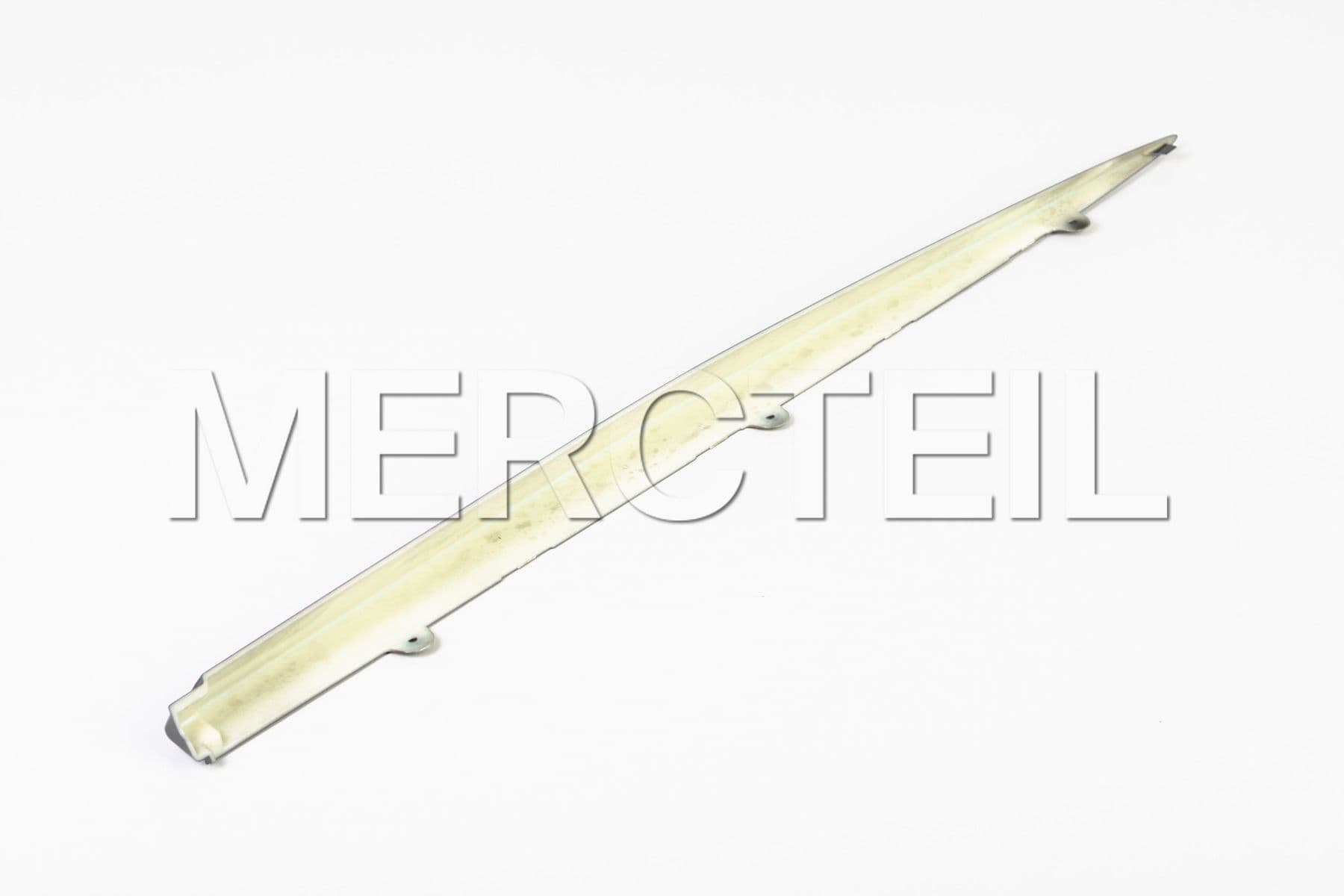 Buy the spare part Mercedes-Benz A1906940800 ornamental trim