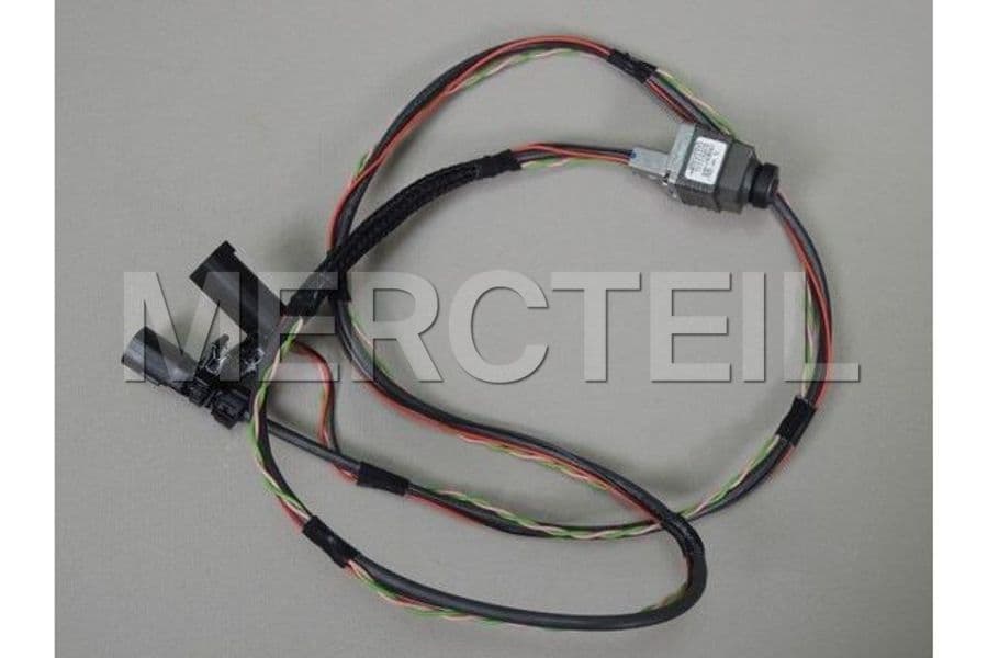 Buy the spare part Mercedes-Benz A1909055801 camera