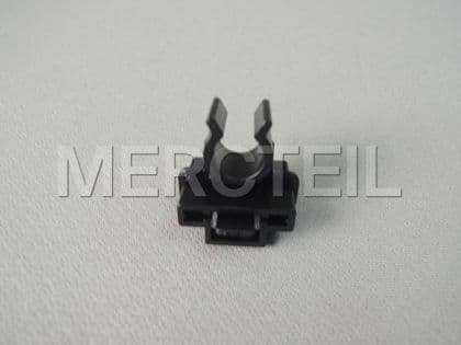 Buy the spare part Mercedes-Benz A2025463243 bracket