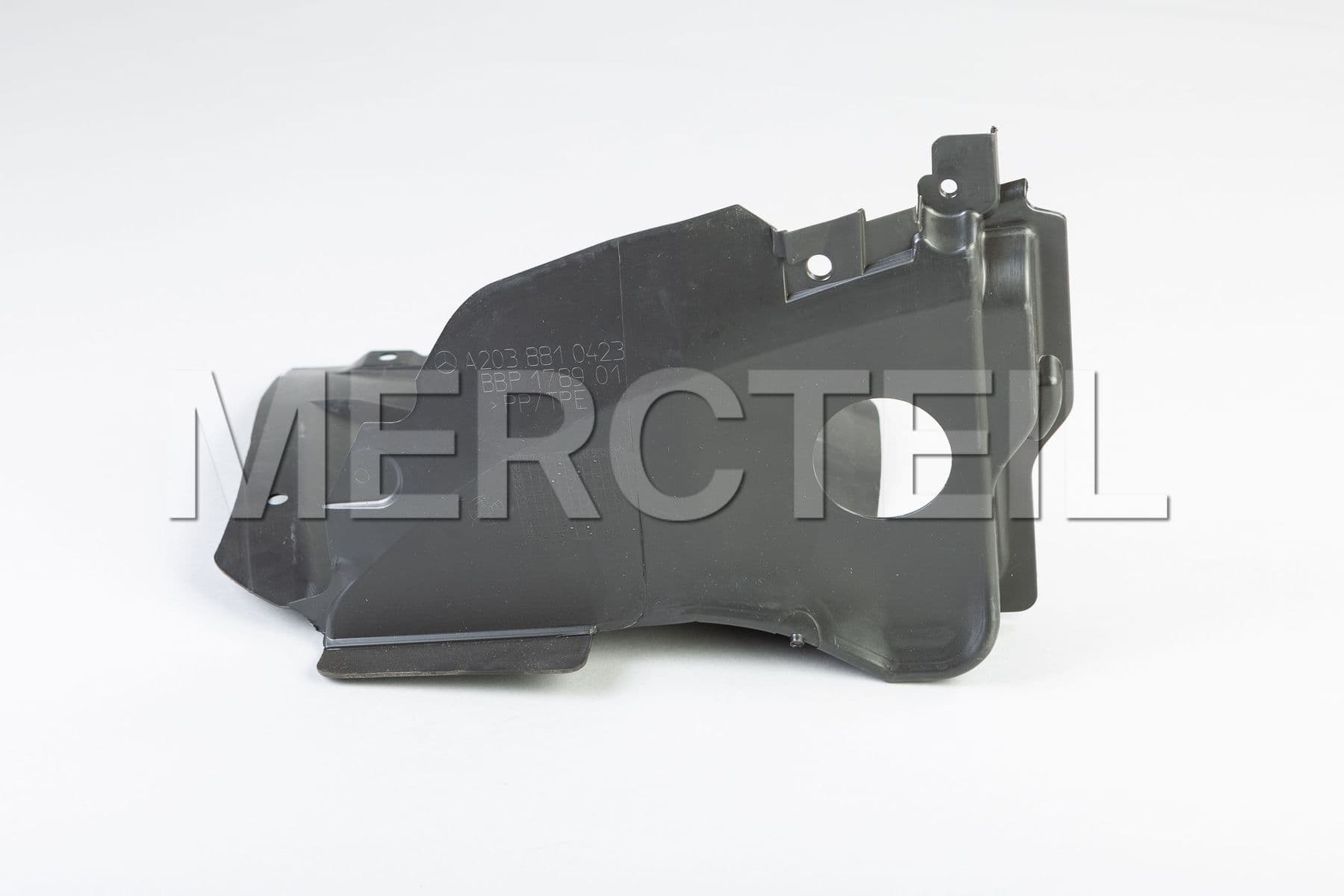 Buy the spare part Mercedes-Benz A2038810423 cover