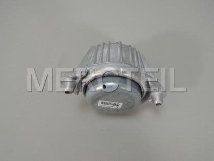Buy the spare part Mercedes-Benz A2042405917 engine support