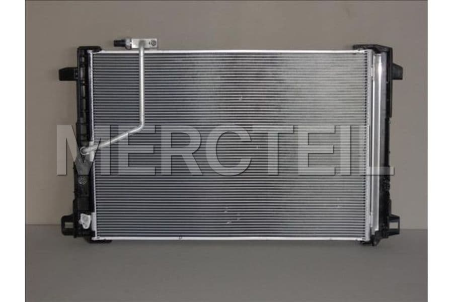 Buy the spare part Mercedes-Benz A2045000654 capacitor