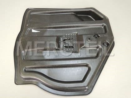 Buy the spare part Mercedes-Benz A2046100575 spare wheel recess