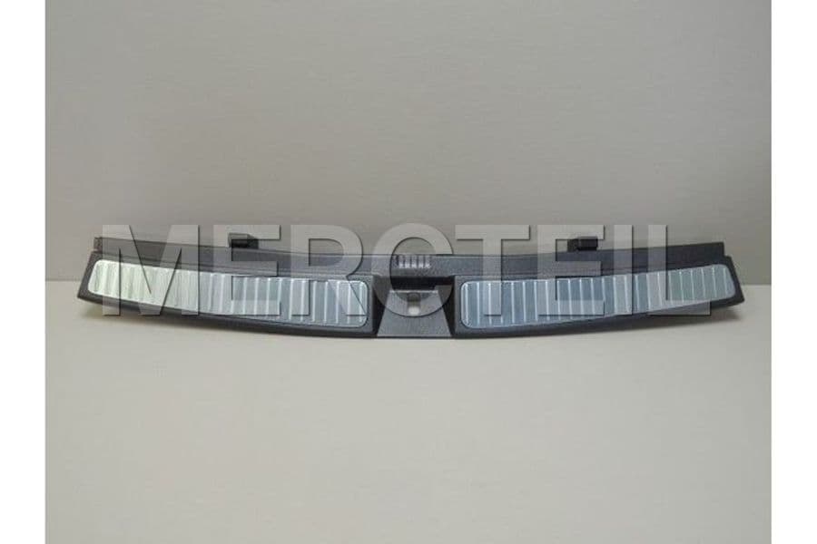 Buy the spare part Mercedes-Benz A20469019879051 ornamental cover