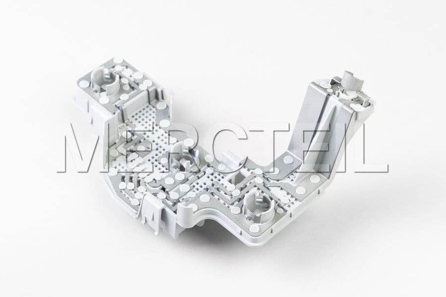 Buy the spare part Mercedes-Benz A2048201677 lamp support