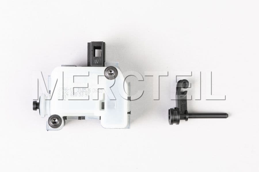 Buy the spare part Mercedes-Benz A2048205397 element