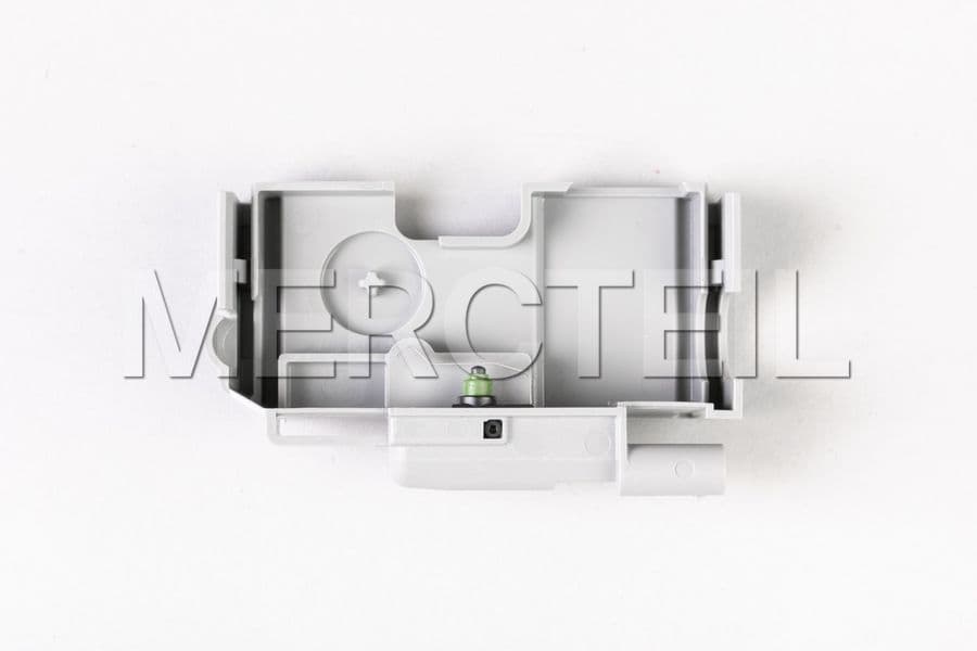 Buy the spare part Mercedes-Benz A2048704458 switch