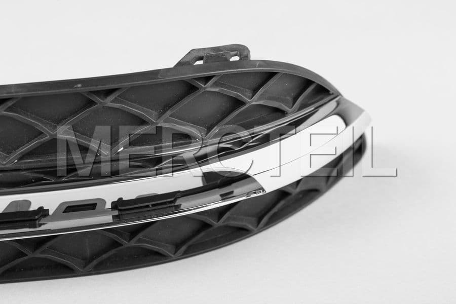 Buy the spare part Mercedes-Benz A2048803224 cover bumper area