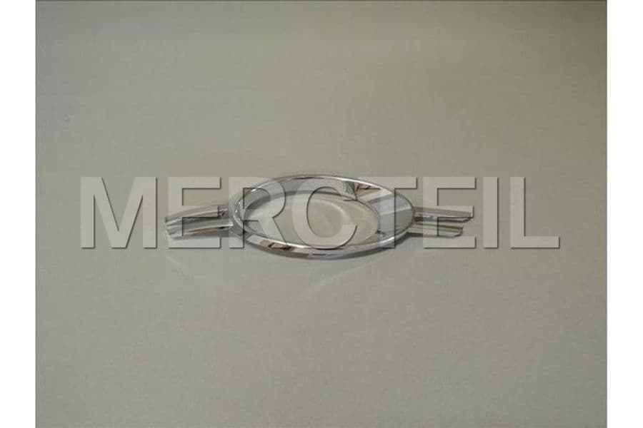 Buy the spare part Mercedes-Benz A2048851374 embellisher