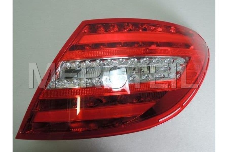 Buy the spare part Mercedes-Benz A2049060503 rear lamp combination