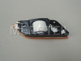 Buy the spare part Mercedes-Benz A2049067301 direction indicator