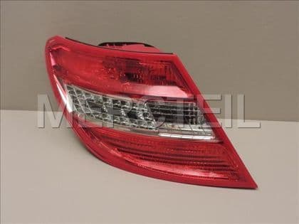 Kaufen Sie das Ersatzteil Mercedes-Benz A2049068702 leuchtenkombin