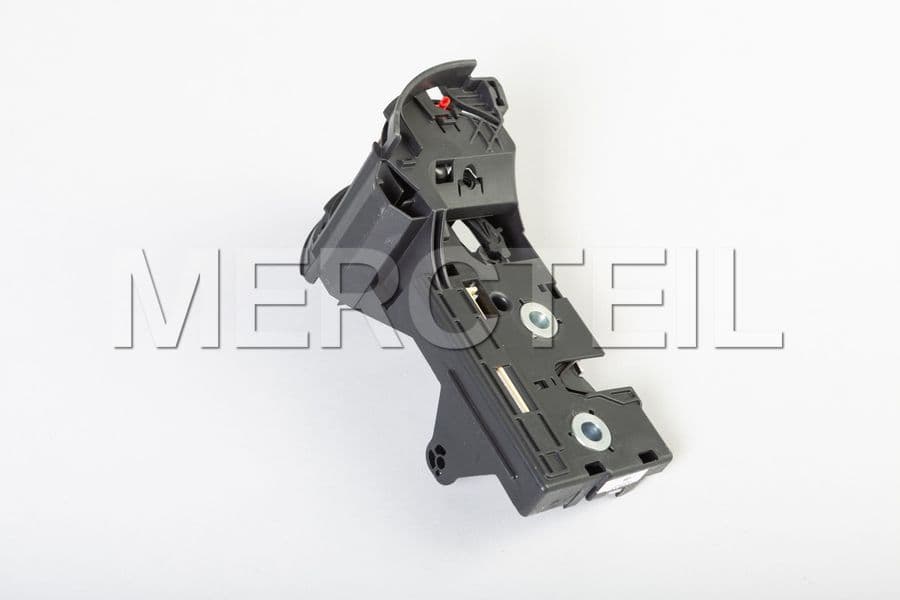 Buy the spare part Mercedes-Benz A2049200272 unlocking