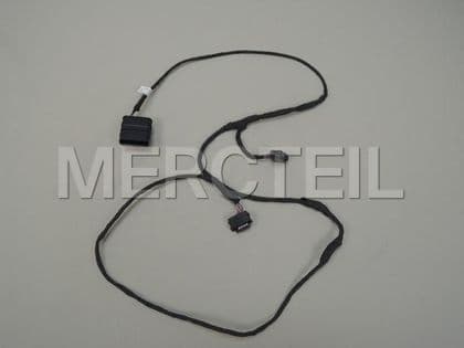 Buy the spare part Mercedes-Benz A2055406535 electrical wiring harness
