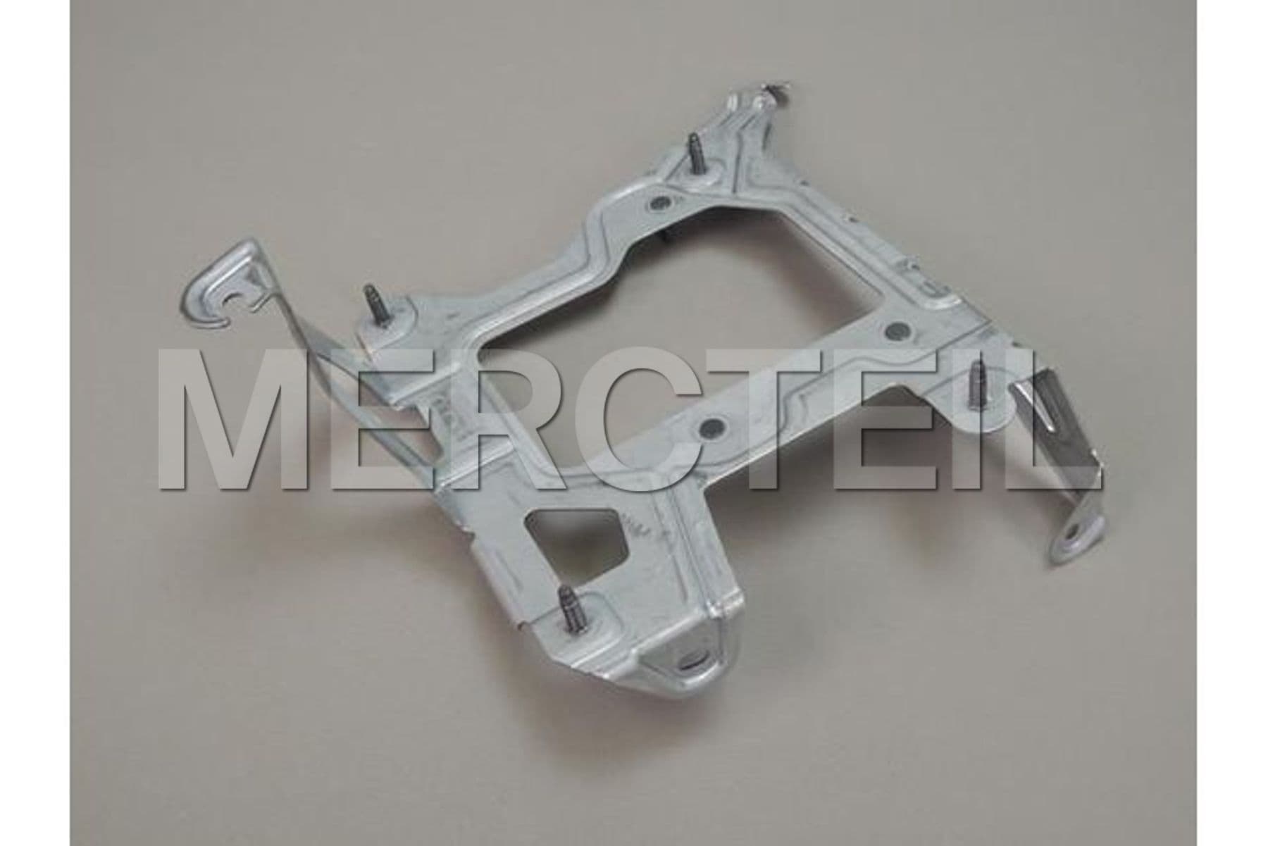 Buy the spare part Mercedes-Benz A2055452440 bracket