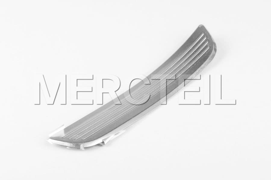 Buy the spare part Mercedes-Benz A2056800135 cover rail