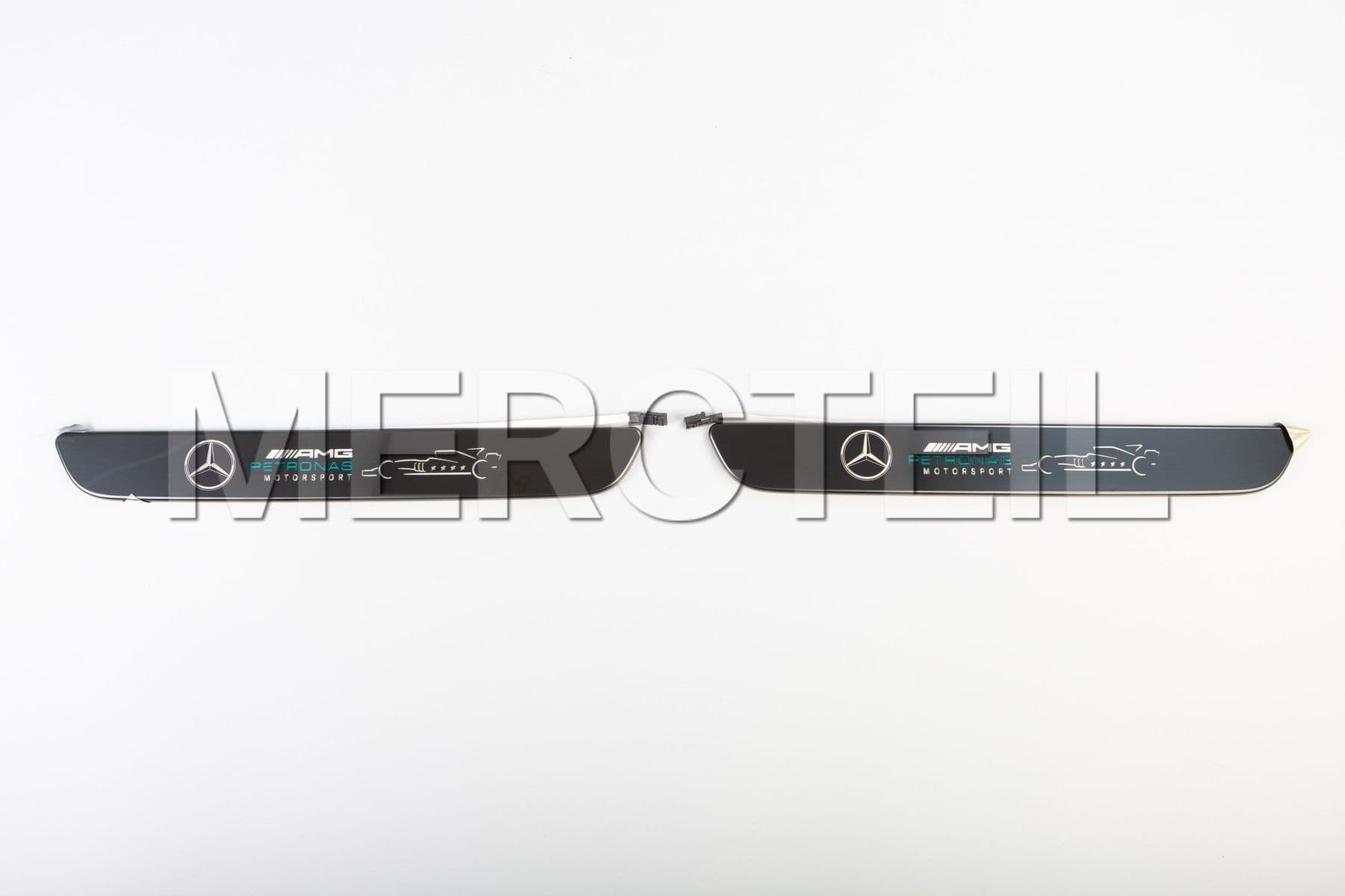 Kaufen Sie das Ersatzteil Mercedes-Benz A2056804011 abdeckschiene