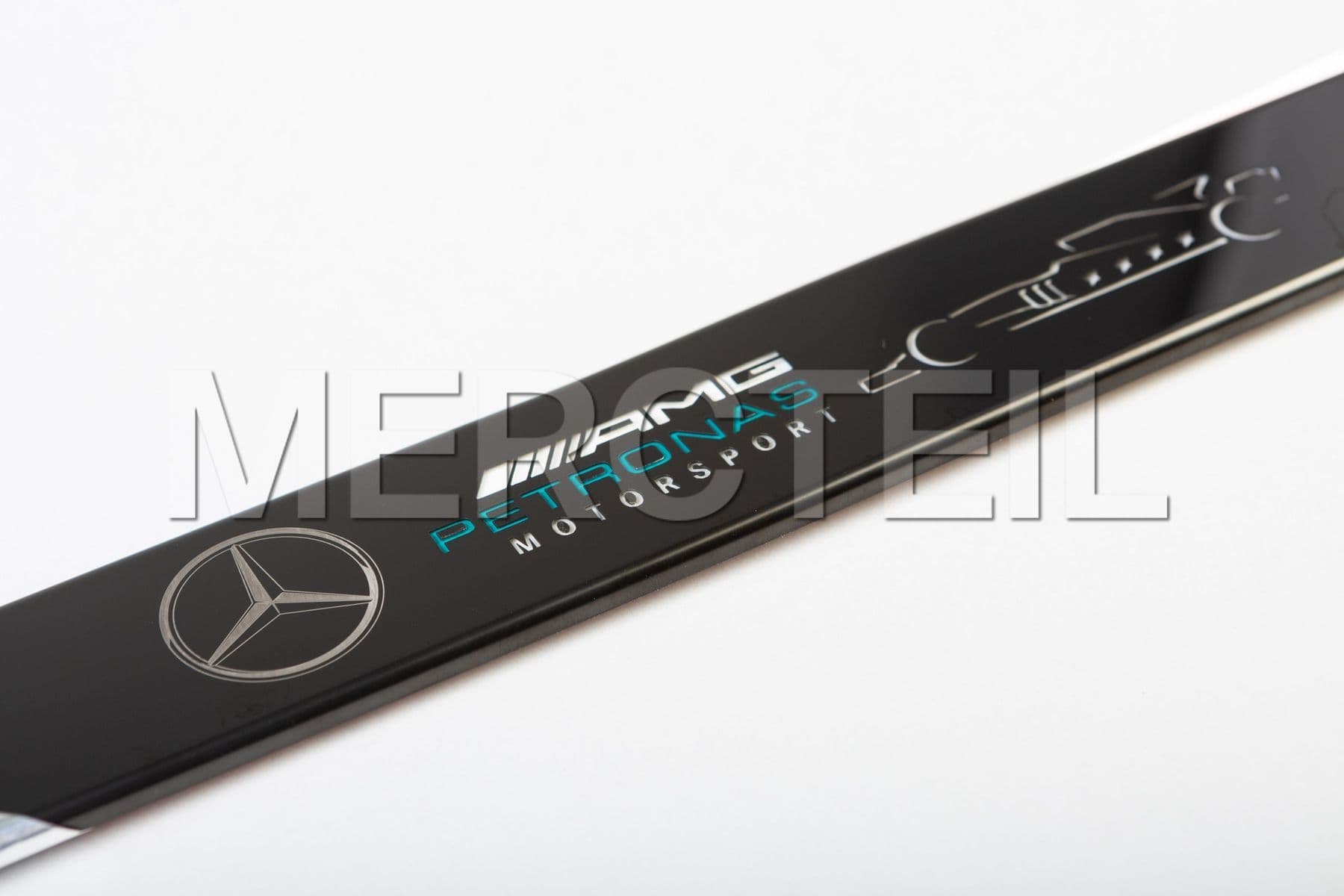 Kaufen Sie das Ersatzteil Mercedes-Benz A2056804011 abdeckschiene