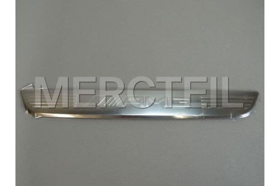 Buy the spare part Mercedes-Benz A2056804209 cover rail