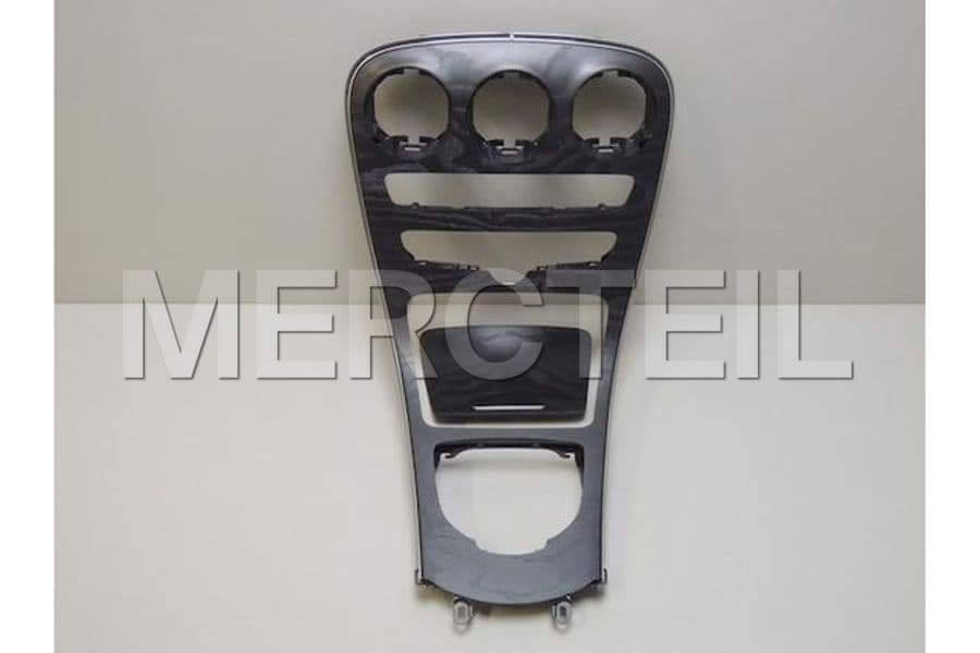 Buy the spare part Mercedes-Benz A2056809504 cover molding