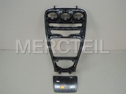 Buy the spare part Mercedes-Benz A2056809504 cover molding