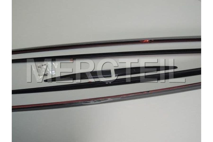 Buy the spare part Mercedes-Benz A2056903004 moulding