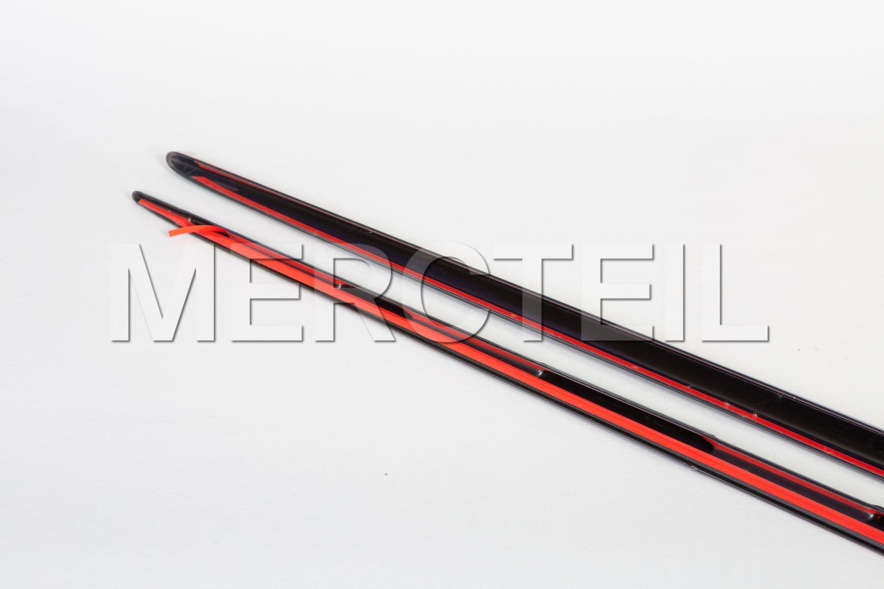 Buy the spare part Mercedes-Benz A2056908503 trim strip