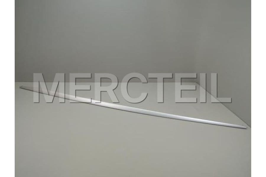Buy the spare part Mercedes-Benz A2056980262 moulding