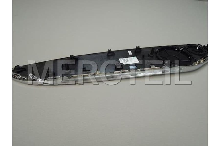 Buy the spare part Mercedes-Benz A2057308622 moulding