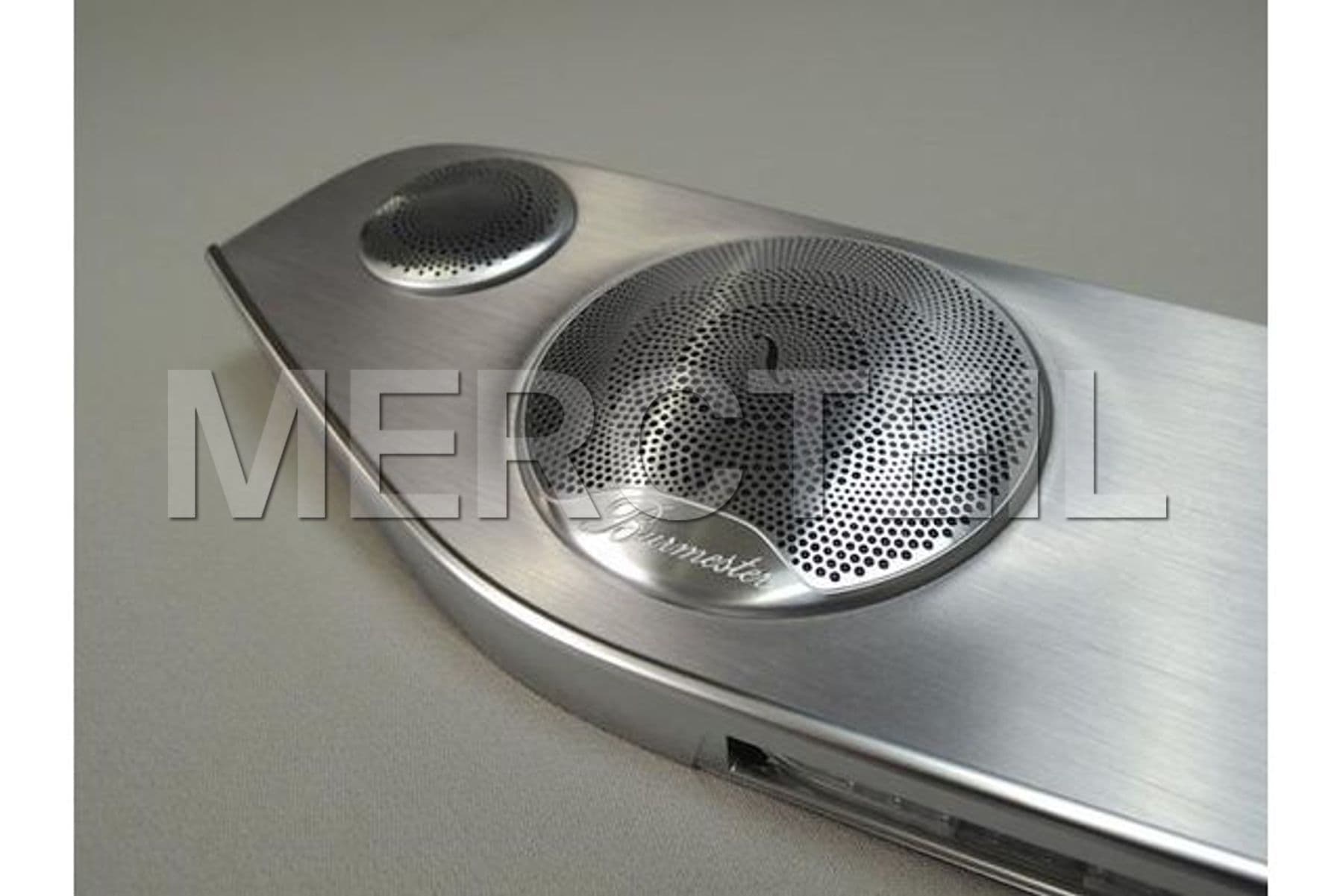 Buy the spare part Mercedes-Benz A2057308622 moulding