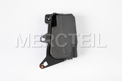 Buy the spare part Mercedes-Benz A2057500060 insulation