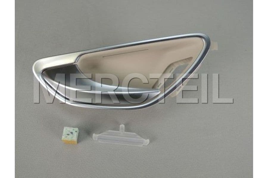 Buy the spare part Mercedes-Benz A20576001008R73 internal actuation