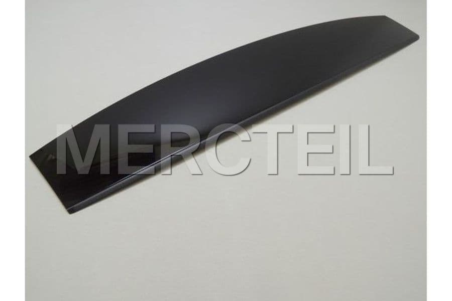 Buy the spare part Mercedes-Benz A2057800022 cover osr