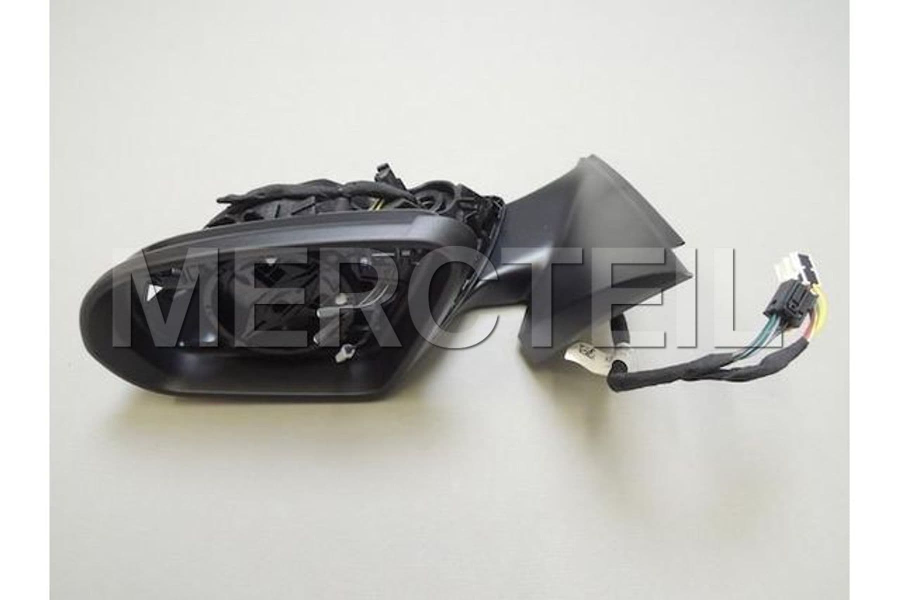 Buy the spare part Mercedes-Benz A2058100900 mirror frame