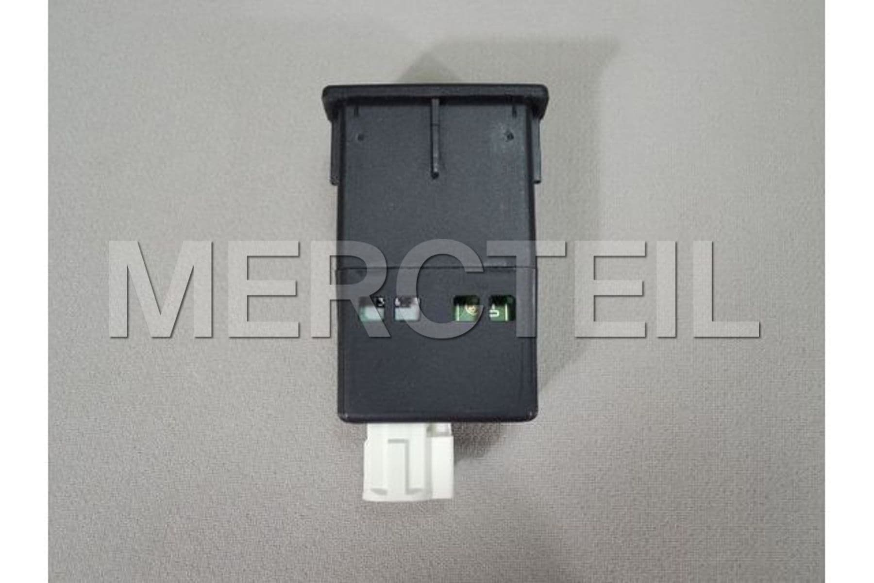 Buy the spare part Mercedes-Benz A2058202003 connection unit