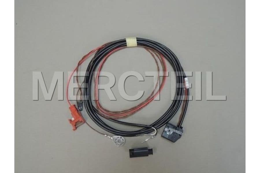 Buy the spare part Mercedes-Benz A2058204300 electrical wiring harness