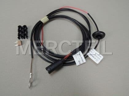 Buy the spare part Mercedes-Benz A2058204400 electrical wiring harness