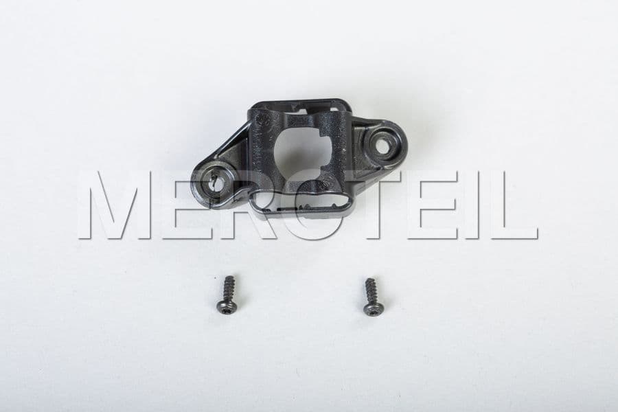 Buy the spare part Mercedes-Benz A2058209701 ts bracket