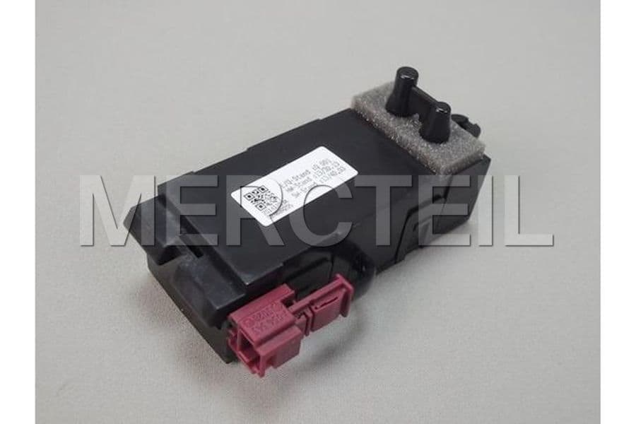 Buy the spare part Mercedes-Benz A2058350600 ionizer