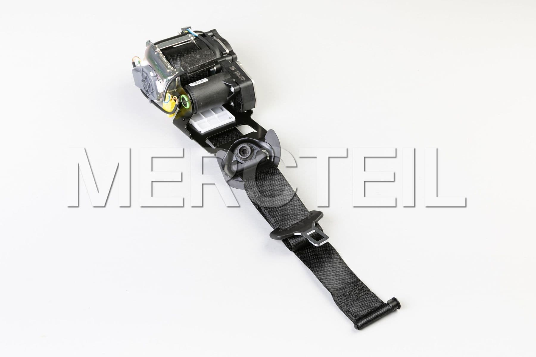 Buy the spare part Mercedes-Benz A20586065009C94 seat belt