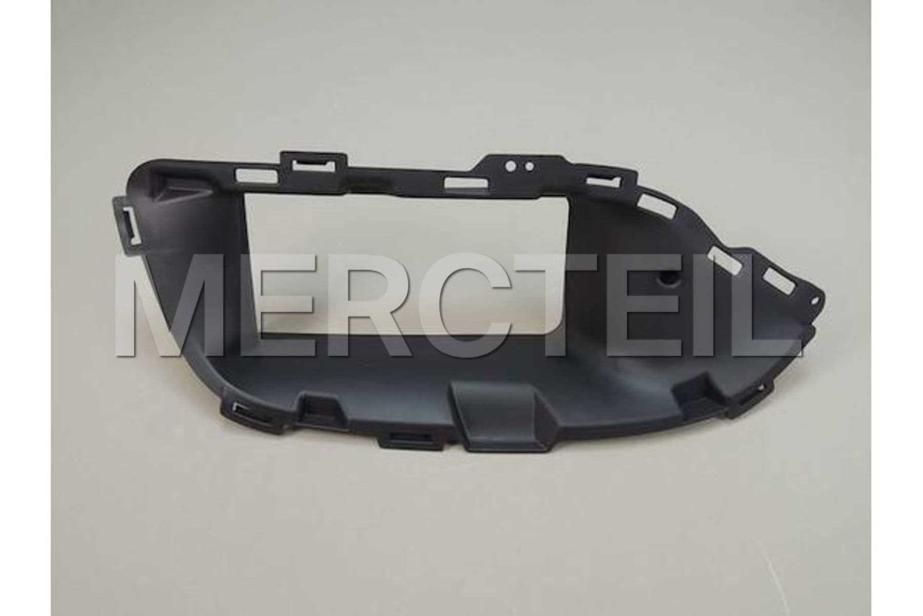 Buy the spare part Mercedes-Benz A2058850063 air duct segment